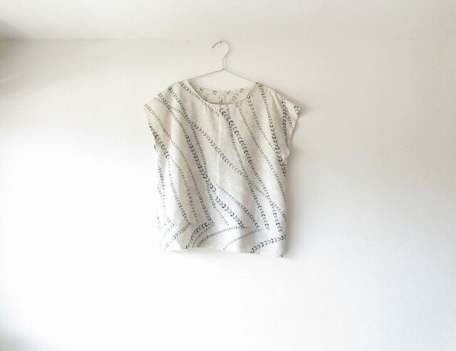 ☆絽着物ブラウス☆バタフライ柄♪【再販】/32kb035 | iichi 日々の暮らしを心地よくするハンドメイドやアンティークのマーケットプレイス