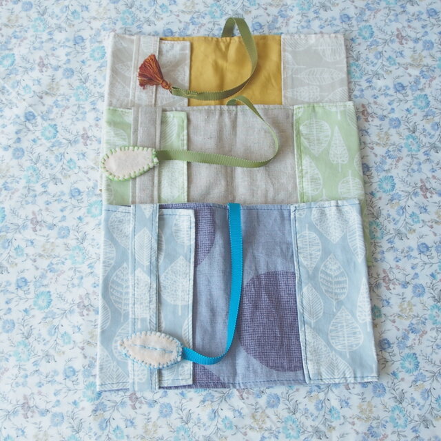 ブックカバー 文庫本 №32.33.34 | iichi 日々の暮らしを心地よくするハンドメイドやアンティークのマーケットプレイス