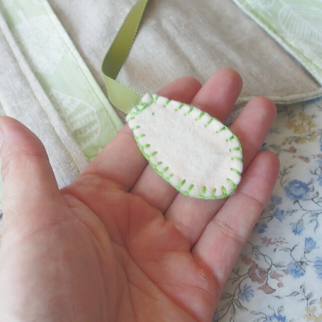 ブックカバー 文庫本 №32.33.34 | iichi 日々の暮らしを心地よくするハンドメイドやアンティークのマーケットプレイス