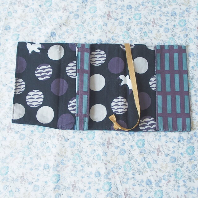 ブックカバー 文庫本 №36 | iichi 日々の暮らしを心地よくするハンドメイドやアンティークのマーケットプレイス