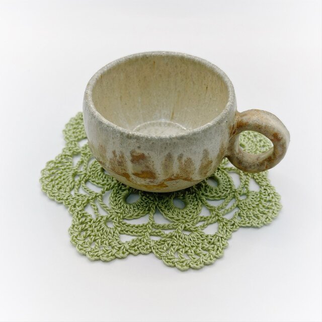 レースのお花ドイリー/070/グリーン | iichi 日々の暮らしを心地よくするハンドメイドやアンティークのマーケットプレイス