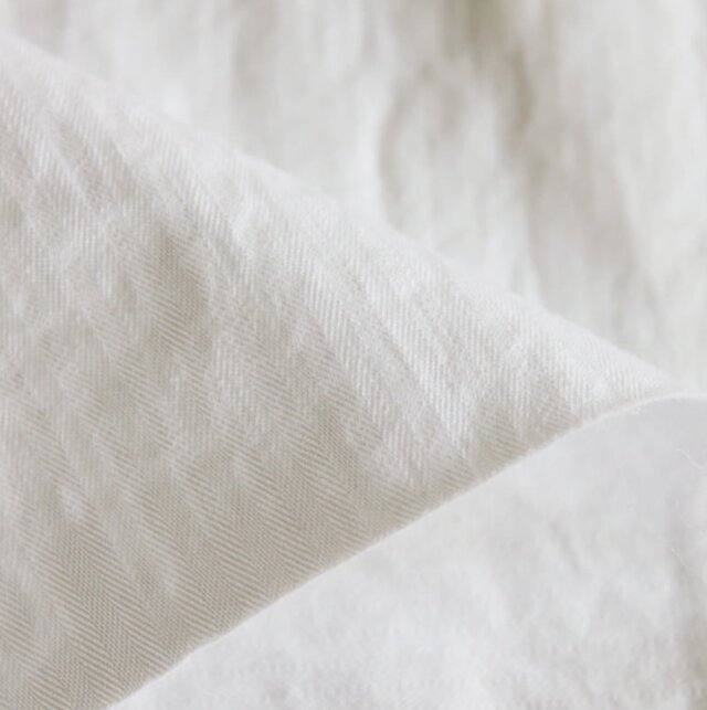 コットンナイロンヘリンボーン 「オフホワイト」90cm丈 | iichi 日々の暮らしを心地よくするハンドメイドやアンティークのマーケットプレイス