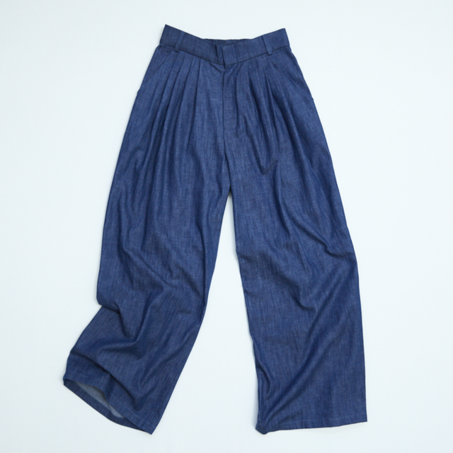 【丈調整できる】プリーツタック ライトオンスのシャンブレー 大人のデニムパンツ 後ろゴム 【3サイズ】 0731BL | iichi 日々の暮らしを心地よくするハンドメイドやアンティークの ...