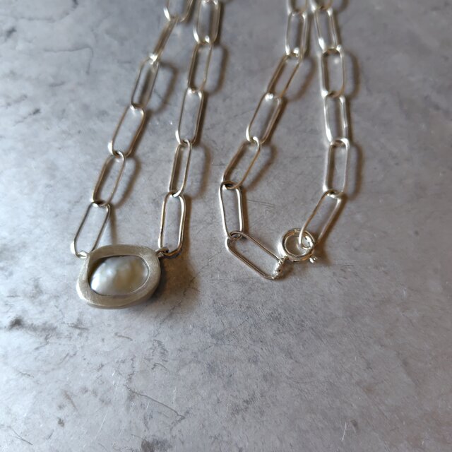 淡水パールシルバーネックレス | iichi 日々の暮らしを心地よくするハンドメイドやアンティークのマーケットプレイス
