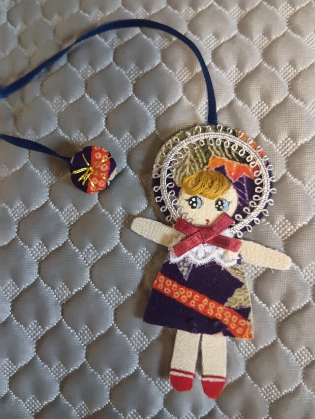 可愛い文化人形のしおり ⑥ | iichi 日々の暮らしを心地よくするハンドメイドやアンティークのマーケットプレイス