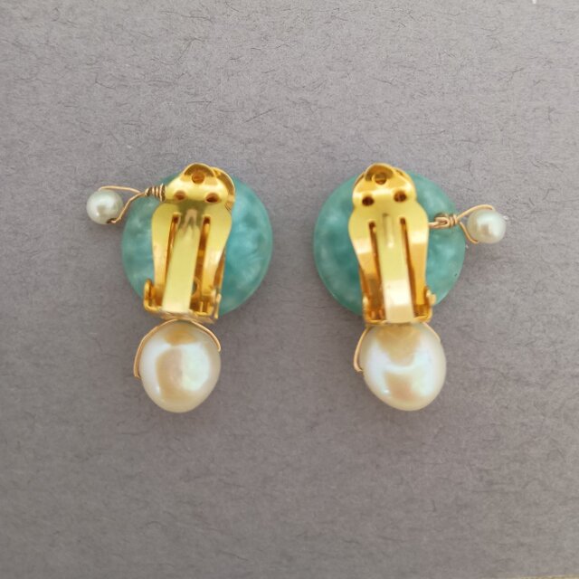 (再販）chemistry earrings | iichi 日々の暮らしを心地よくするハンドメイドやアンティークのマーケットプレイス