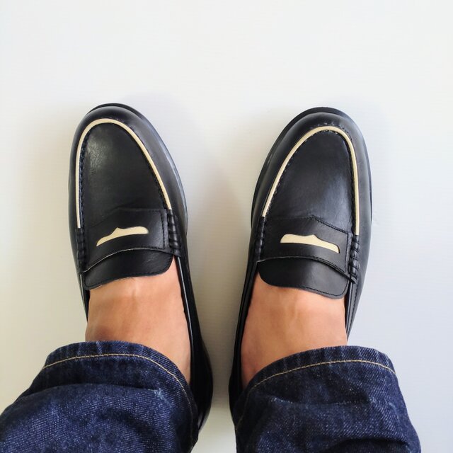 本革コインローファー ブラック | iichi 日々の暮らしを心地よくするハンドメイドやアンティークのマーケットプレイス