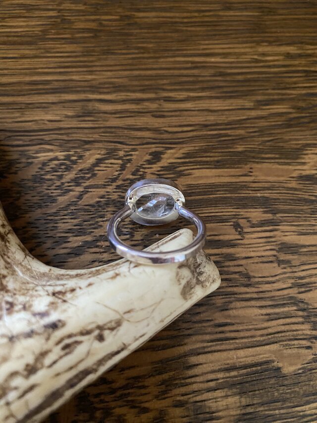 クオーツインクオーツのRingⅢ | iichi 日々の暮らしを心地よくするハンドメイドやアンティークのマーケットプレイス