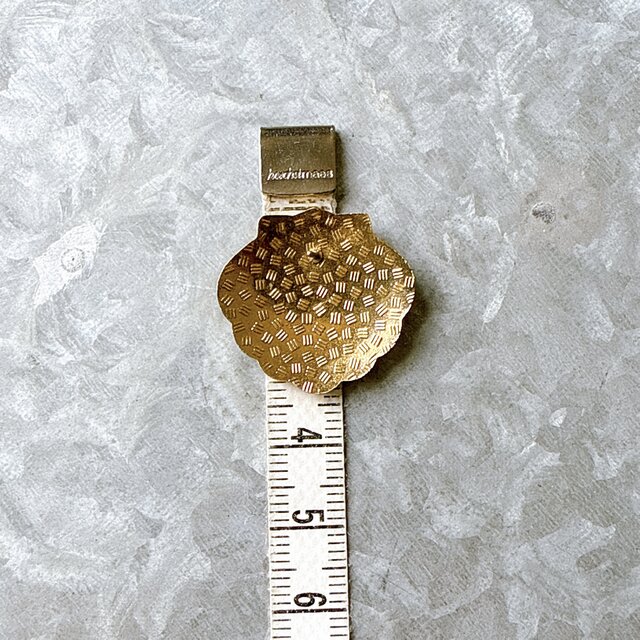 PA356-【 AVON 】エイボン・ヴィンテージピアス 1988 Shell Cloisonne Pink Red | iichi 日々の暮らしを心地よくするハンドメイドやアンティークの ...