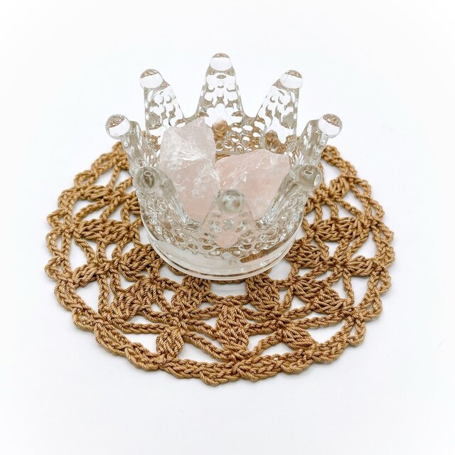 お花とリーフのドイリー/073/ブラウン | iichi 日々の暮らしを心地よくするハンドメイドやアンティークのマーケットプレイス