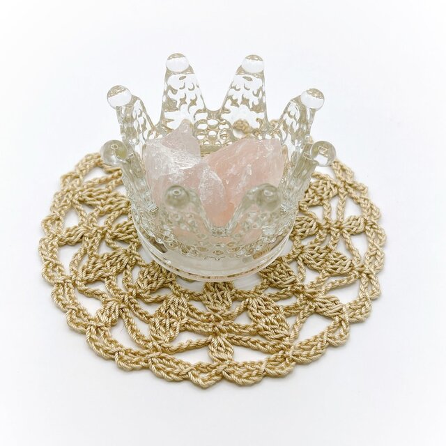 お花とリーフのドイリー/073/ベージュ | iichi 日々の暮らしを心地よくするハンドメイドやアンティークのマーケットプレイス