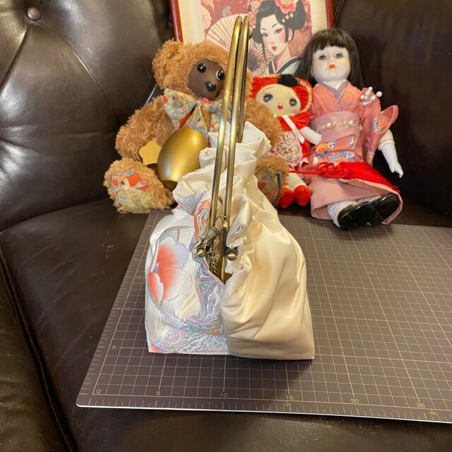 和洋折衷 名古屋帯リメイク ハンドバッグ バック ショルダーチェーン付き ガマ口タイプ 帯サッシュベルト セット あ-102 | iichi 日々の暮らしを心地よくするハンドメイドや ...
