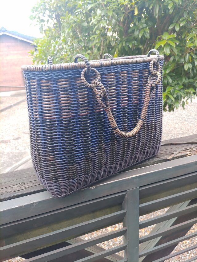 籐かご3連輪っか(処分価格！) | iichi 日々の暮らしを心地よくするハンドメイドやアンティークのマーケットプレイス