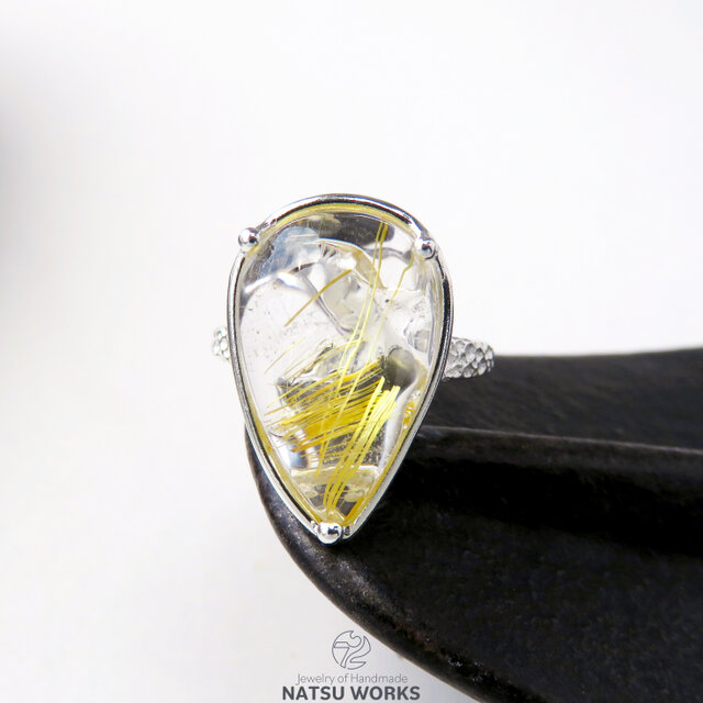 ルチル クォーツ リング / Rutile Quartz Ring | iichi 日々の暮らしを心地よくするハンドメイドやアンティークのマーケットプレイス