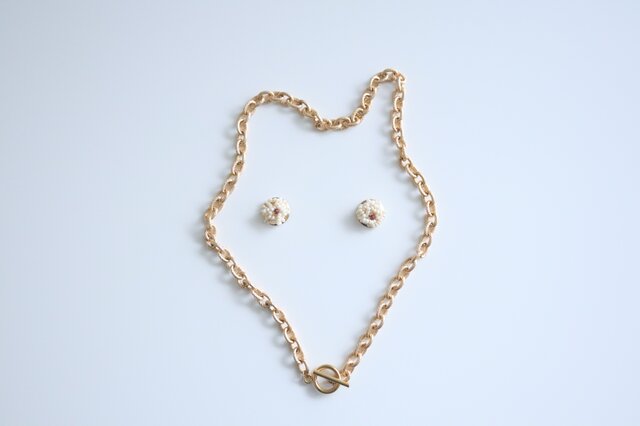 Vintage Chain necklace [ short ] | iichi 日々の暮らしを心地よくするハンドメイドやアンティークのマーケットプレイス