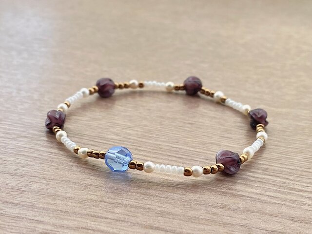Beaded bracelet-119 | iichi 日々の暮らしを心地よくするハンドメイドやアンティークのマーケットプレイス