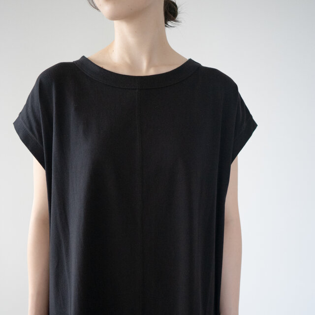 FRECKLE｜organic cotton cut and sew long one piece/black robe | iichi 日々の暮らしを心地よくするハンドメイドやアンティークの ...