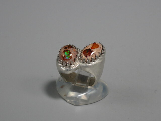 双子のカンテラちゃん | iichi 日々の暮らしを心地よくするハンドメイドやアンティークのマーケットプレイス