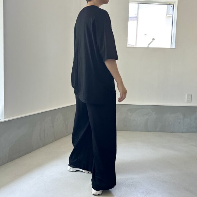 【接触冷感】サイドスリット イージーワイドパンツ 2色展開【ネイビー】『2025リデザイン』 | iichi 日々の暮らしを心地よくするハンドメイドやアンティークのマーケットプレイス