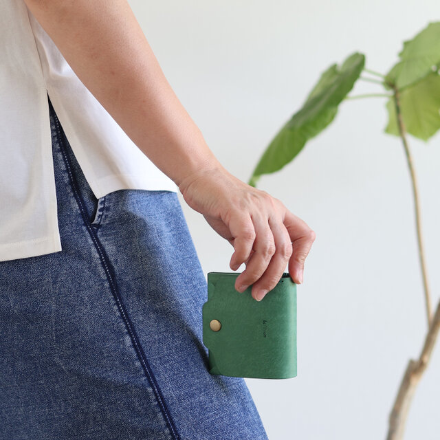 お札が折れない鍵が入るコンパクト財布 LF-031 マルゴー ×ヌメ革ツｰトン ミニ財布 レザーウォレット 小さい財布 軽い財布 | iichi 日々の暮らしを心地よくするハンドメイドや ...