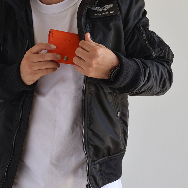 お札が折れない鍵が入るコンパクト財布 LF-031 マルゴー ×ヌメ革ツｰトン ミニ財布 レザーウォレット 小さい財布 軽い財布 | iichi 日々の暮らしを心地よくするハンドメイドや ...