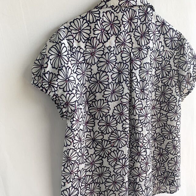 麻混レトロブラウス MLサイズ | iichi 日々の暮らしを心地よくするハンドメイドやアンティークのマーケットプレイス