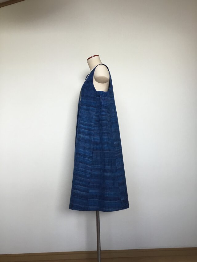 海、波を思うワンピース 着物リメイク | iichi 日々の暮らしを心地よくするハンドメイドやアンティークのマーケットプレイス