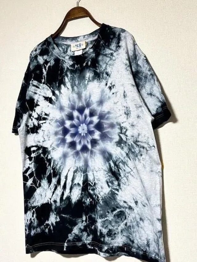 タイダイ Tシャツ Lサイズ 曼荼羅 ブラック ムラ染め Hippies Dye HD24-24 | iichi 日々の暮らしを心地よくするハンドメイドやアンティークのマーケットプレイス