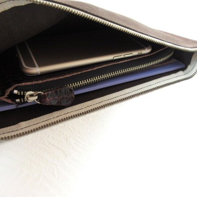 B5サイズ対応♪《牛革》フラットマルチケース・ナチュラルシュリンク・011 | iichi 日々の暮らしを心地よくするハンドメイドやアンティークのマーケットプレイス