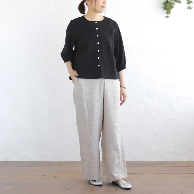 夏を心地よく 東炊きコットンリネン 五分袖ループボタン羽織りブラウス（ブラック）TP22 | iichi 日々の暮らしを心地よくするハンドメイドやアンティークのマーケットプレイス