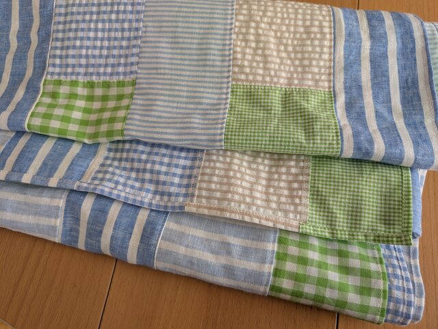 ♥️夏♥️涼しげロングのれん♥️グリーンとブルー♥️細長パッチワーク★85 175★ | iichi 日々の暮らしを心地よくするハンドメイドやアンティークのマーケットプレイス