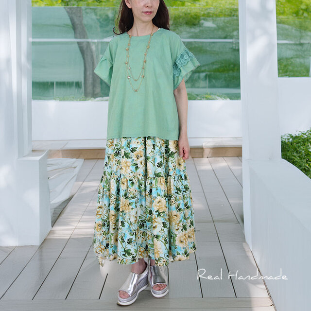 サマーブーケ・襟Vティアード・マキシワンピース | iichi 日々の暮らしを心地よくするハンドメイドやアンティークのマーケットプレイス