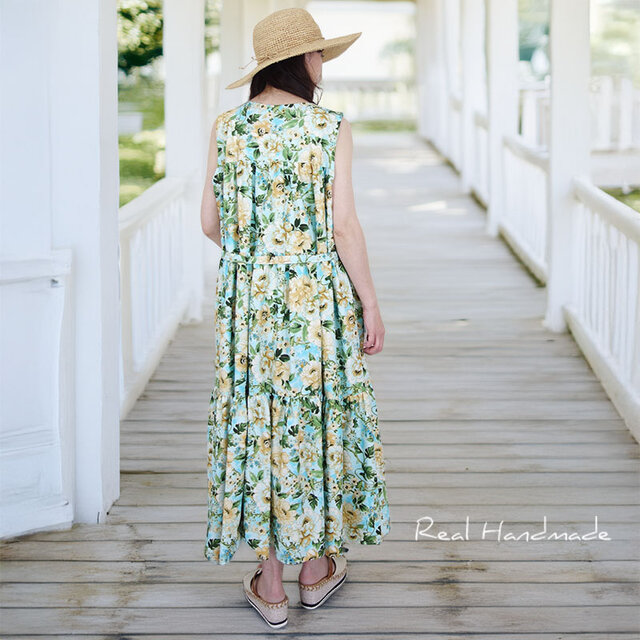 サマーブーケ・襟Vティアード・マキシワンピース | iichi 日々の暮らしを心地よくするハンドメイドやアンティークのマーケットプレイス