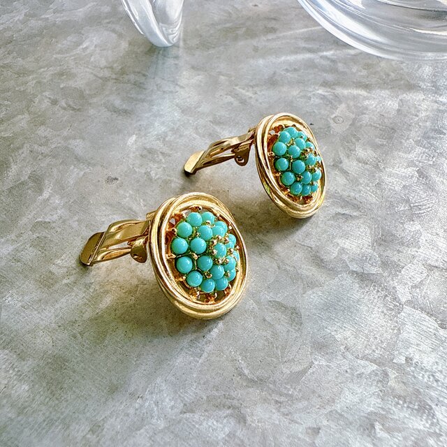 Y1149-ヴィンテージイヤリング・U.S.A. 1970〜80s Turquoise Bead Cluster | iichi 日々の暮らしを心地よくするハンドメイドやアンティークの ...