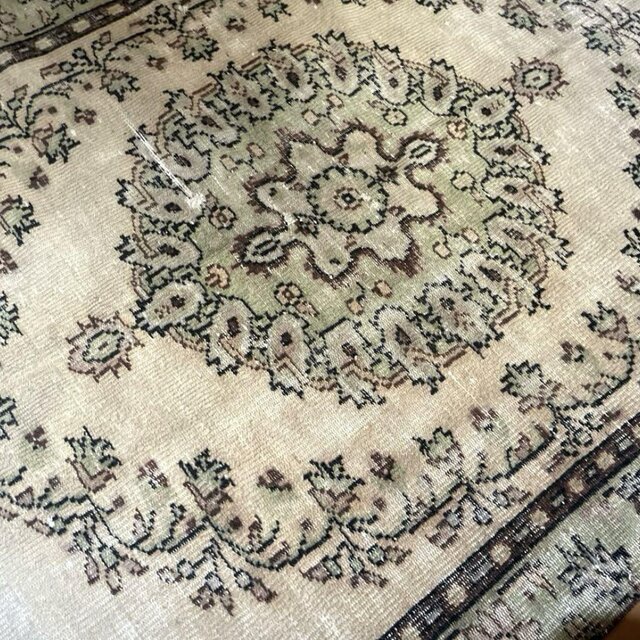 超大判144×269メダリオン ベージュ×ブラウン メダリオン トルコヴィンテージラグ | iichi 日々の暮らしを心地よくするハンドメイドやアンティークのマーケットプレイス