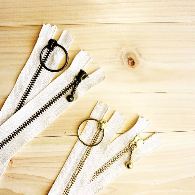 リバティ 20cmファスナー フラットポーチ ポケット付 ＜Patchwork Stories＞(パッチワーク・ストーリーズ) | iichi 日々の暮らしを心地よくするハンドメイドや ...