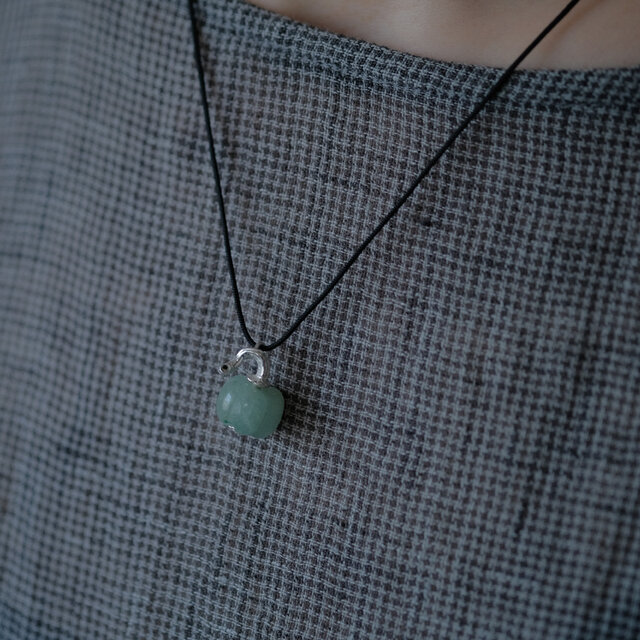 天然石 かぼちゃ ネックレス シルバー925 | iichi 日々の暮らしを心地よくするハンドメイドやアンティークのマーケットプレイス