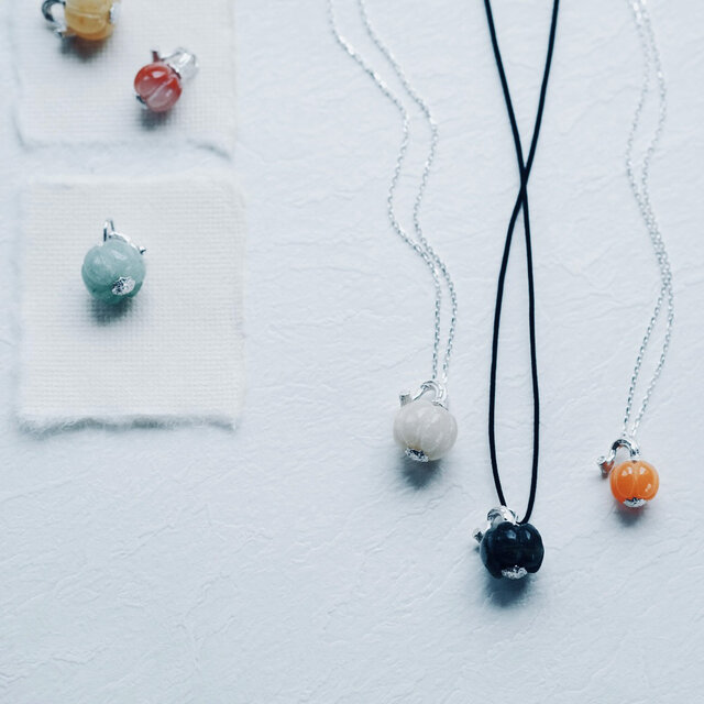 天然石 かぼちゃ ネックレス シルバー925 | iichi 日々の暮らしを心地よくするハンドメイドやアンティークのマーケットプレイス