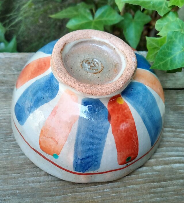 近くにいる青い鳥の御飯茶碗 | iichi 日々の暮らしを心地よくするハンドメイドやアンティークのマーケットプレイス