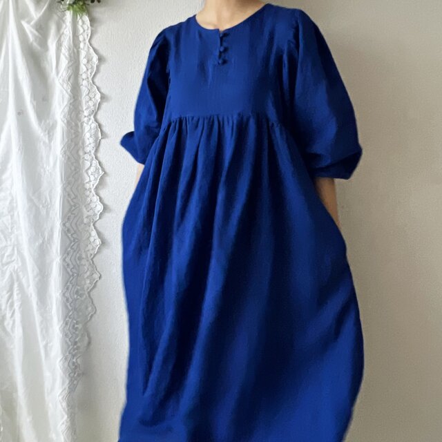 ベルギーリネン100% ヨークギャザーワンピース(青/薄パープル／赤) | iichi 日々の暮らしを心地よくするハンドメイドやアンティークのマーケットプレイス