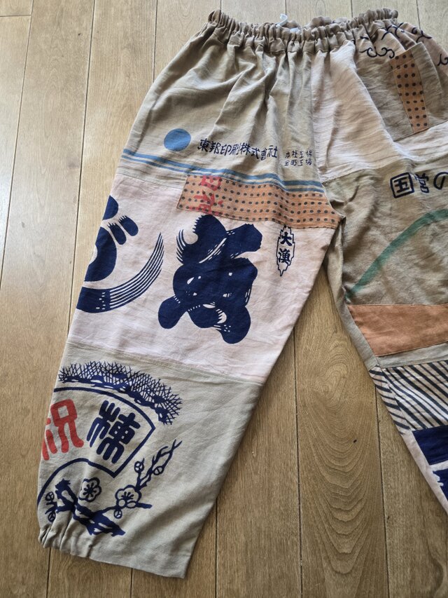 着物リメイク 柿渋染め てぬぐい パッチワーク パンツのコピーのコピー | iichi 日々の暮らしを心地よくするハンドメイドやアンティークのマーケットプレイス