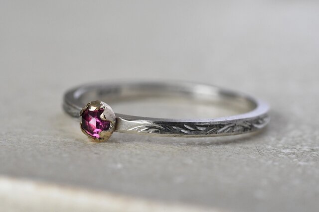 星華～ロードライトガーネット～ | iichi 日々の暮らしを心地よくするハンドメイドやアンティークのマーケットプレイス