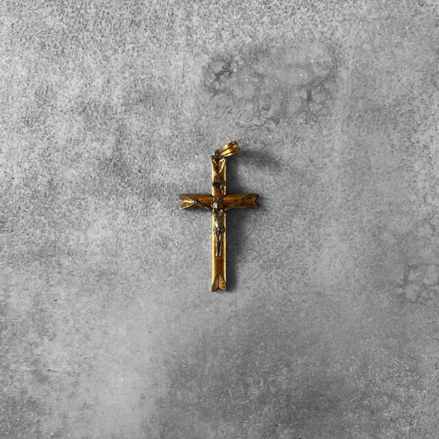 026 祈りをつなぐロザリオ – アンティーク十字架の再生 | iichi 日々の暮らしを心地よくするハンドメイドやアンティークのマーケットプレイス