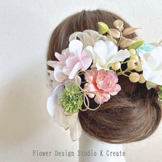 胡蝶蘭とデンファレと薔薇のヘッドドレス 成人式 和装婚 髪飾り 造花 胡蝶蘭 ゴールド 紫陽花 黄緑 成人式 和装婚 蝶 水引 | iichi 日々の暮らしを心地よくするハンドメイドや ...