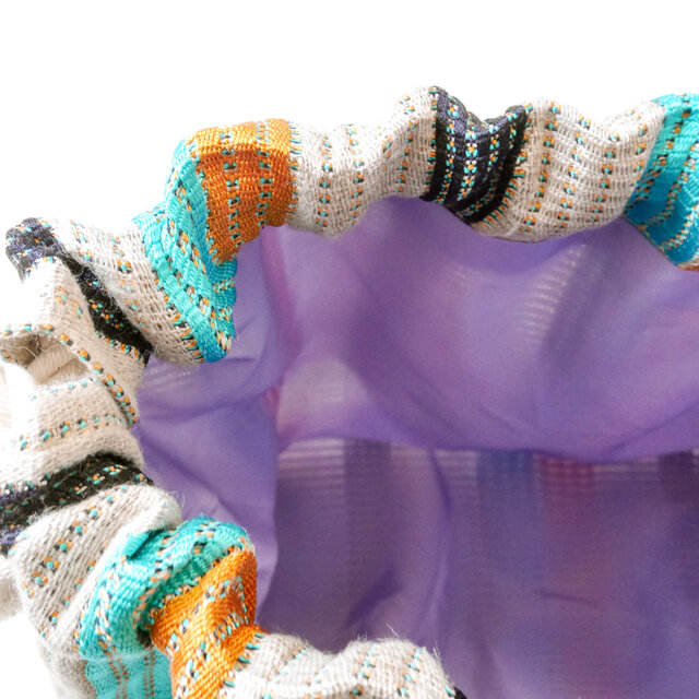 リネンと絹の手織り巾着バックOTB 21cm×21cm×10.5cm | iichi 日々の暮らしを心地よくするハンドメイドやアンティークのマーケットプレイス