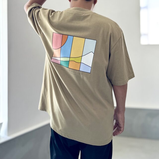 『2025新作』【ユニセックス】four seasonsバックプリント ビッグシルエットTシャツ 5色展開【ブラック】 | iichi 日々の暮らしを心地よくするハンドメイドやアンティークの ...