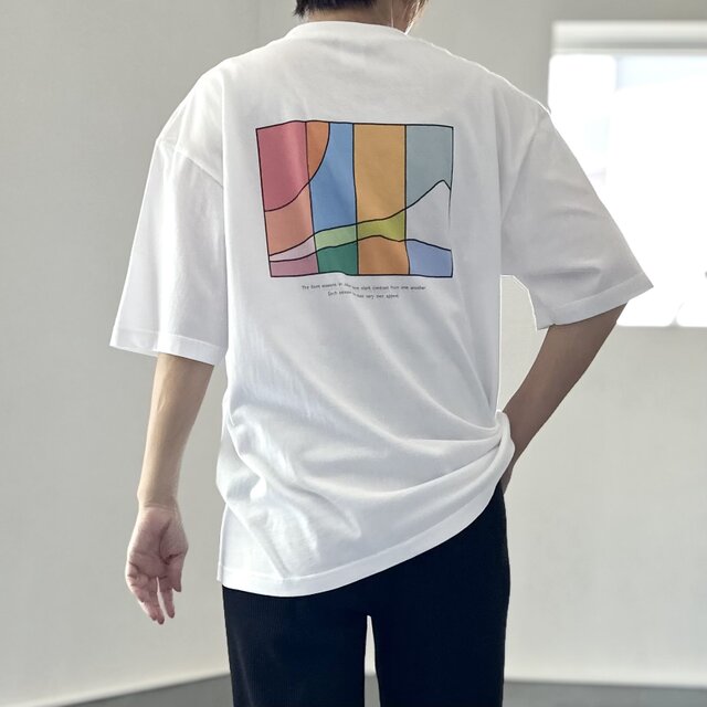 『2025新作』【ユニセックス】four seasonsバックプリント ビッグシルエットTシャツ 5色展開【サンドカーキ】 | iichi 日々の暮らしを心地よくするハンドメイドやアンティーク ...