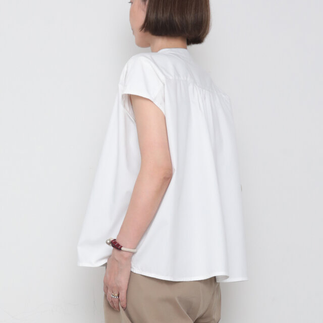 balloon blouse / white | iichi 日々の暮らしを心地よくするハンドメイドやアンティークのマーケットプレイス