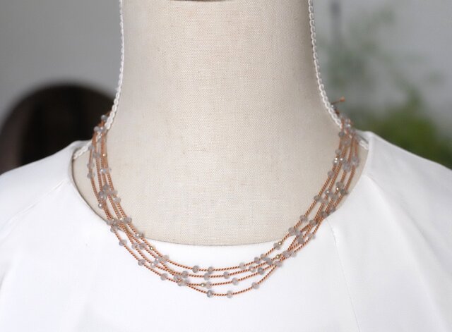 K 様 オーダーページ 】ラブラドライト4連ネックレス「Escapade」 | iichi 日々の暮らしを心地よくするハンドメイドやアンティークのマーケットプレイス