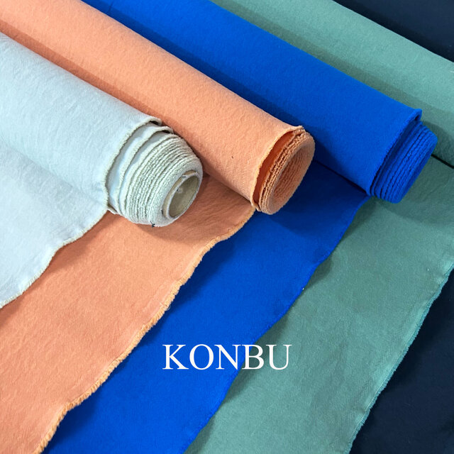 オオカミ少年：オリーブ（KONBU 撥水加工ナイロン素材ワンショルダーバッグ） 受注製作 | iichi 日々の暮らしを心地よくするハンドメイドやアンティークのマーケットプレイス